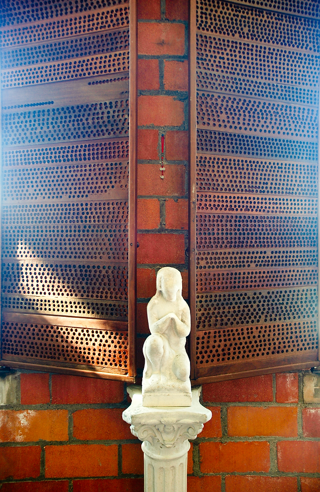 Perforated Screen - Jane Stevenson Designs