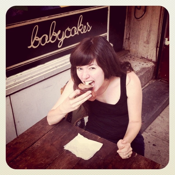 ABOUT - Denise Holmes