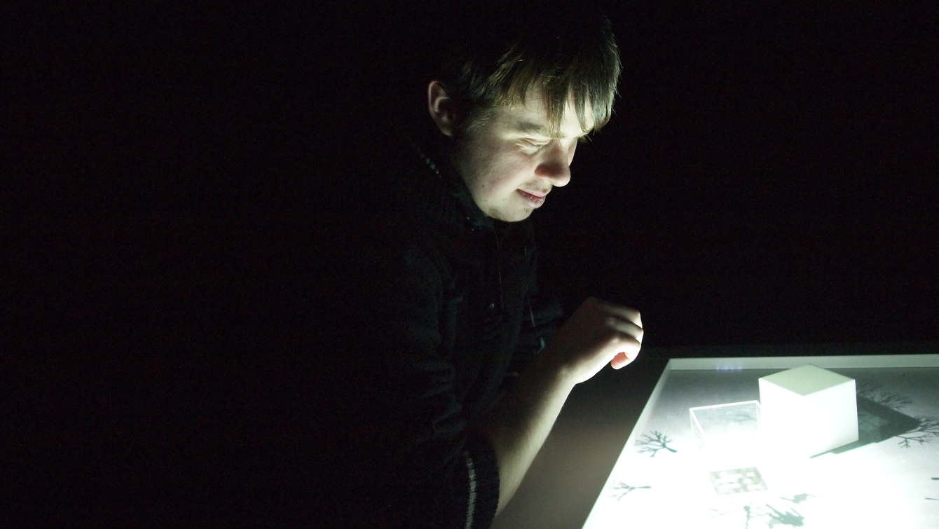 Augmented Shadow - Joon Moon 문준용 portfolio