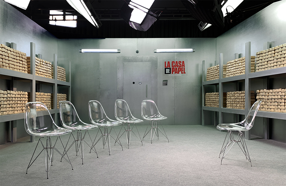 Netflix I Money Heist - ιLΛи WΛιиsτΞιи