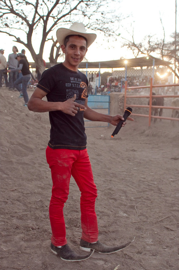 Botas Picudas - Edith Valle Photography & Video