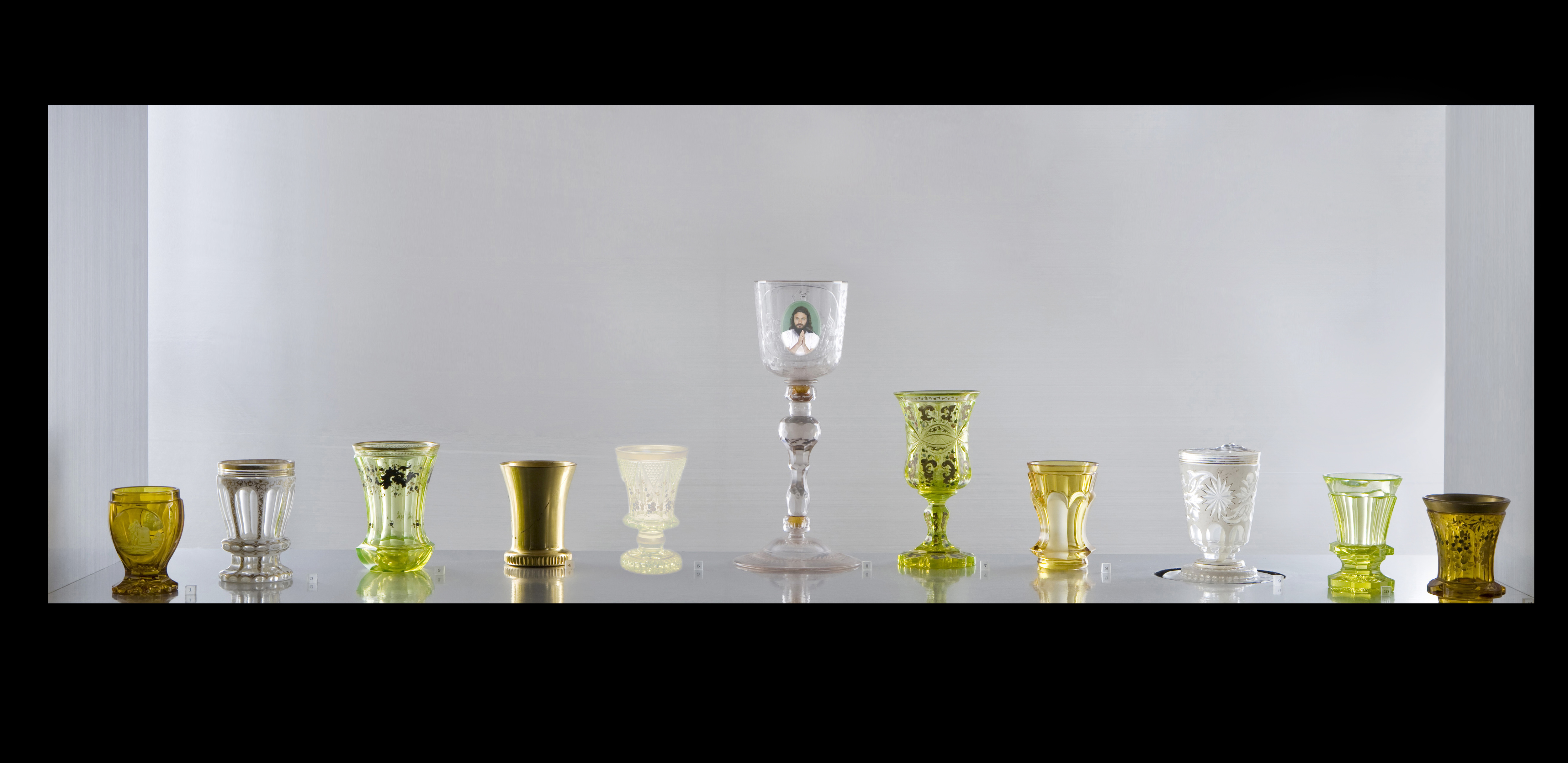 STILL GLASS - Hila Amram