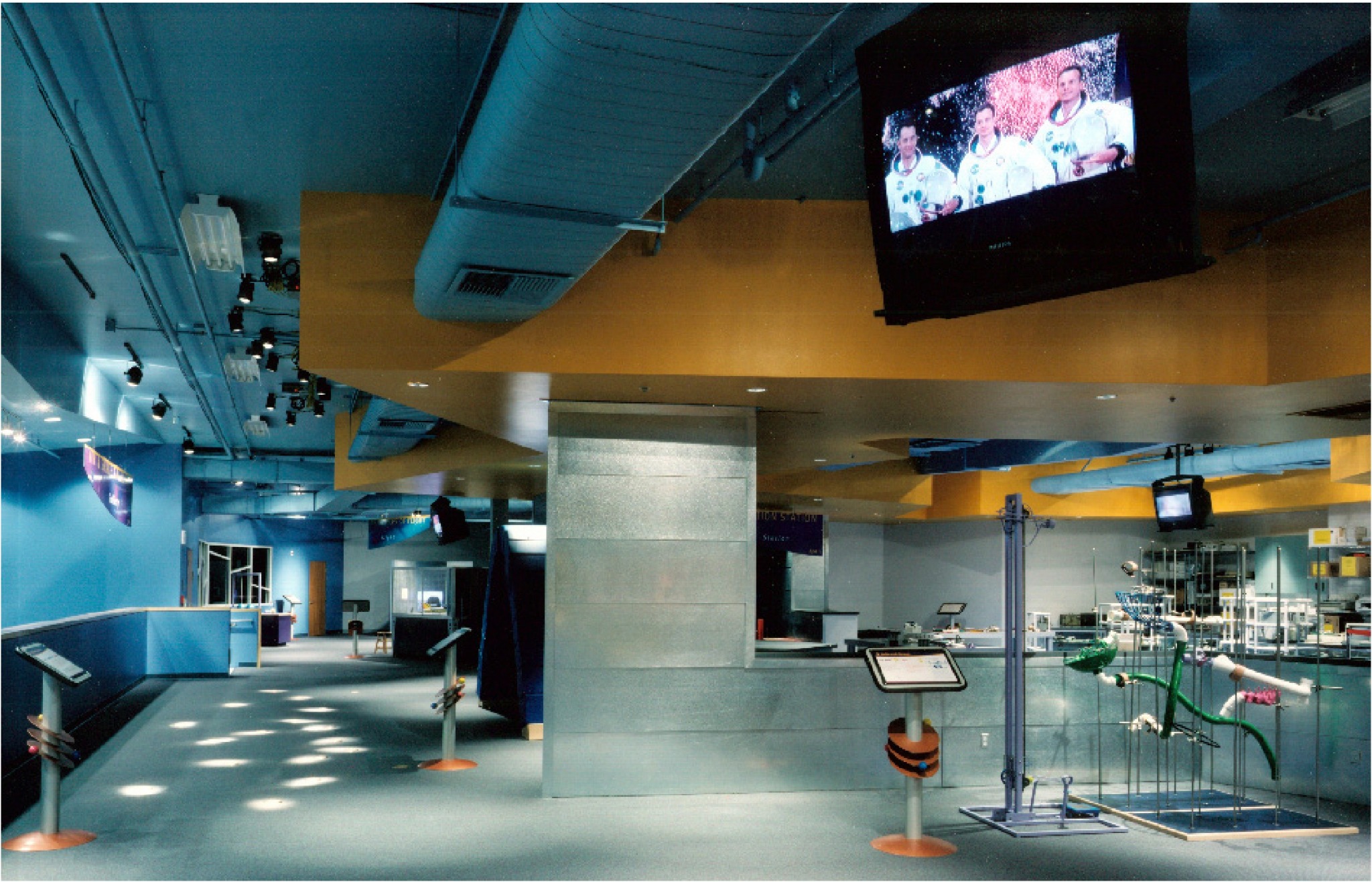 Discovery Science Center - Museum Planning, LLC