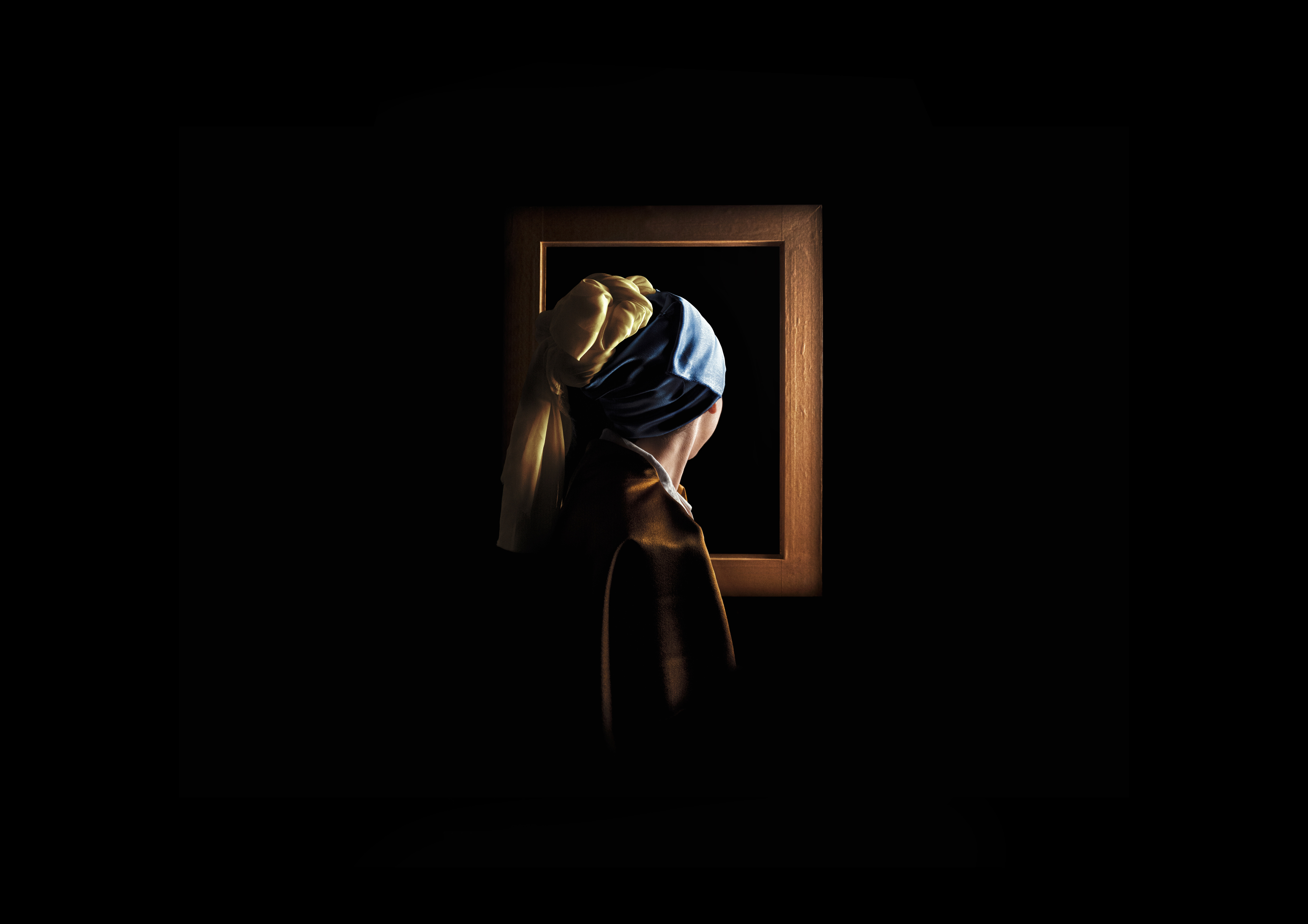 Behind the Frames - C A R L O S