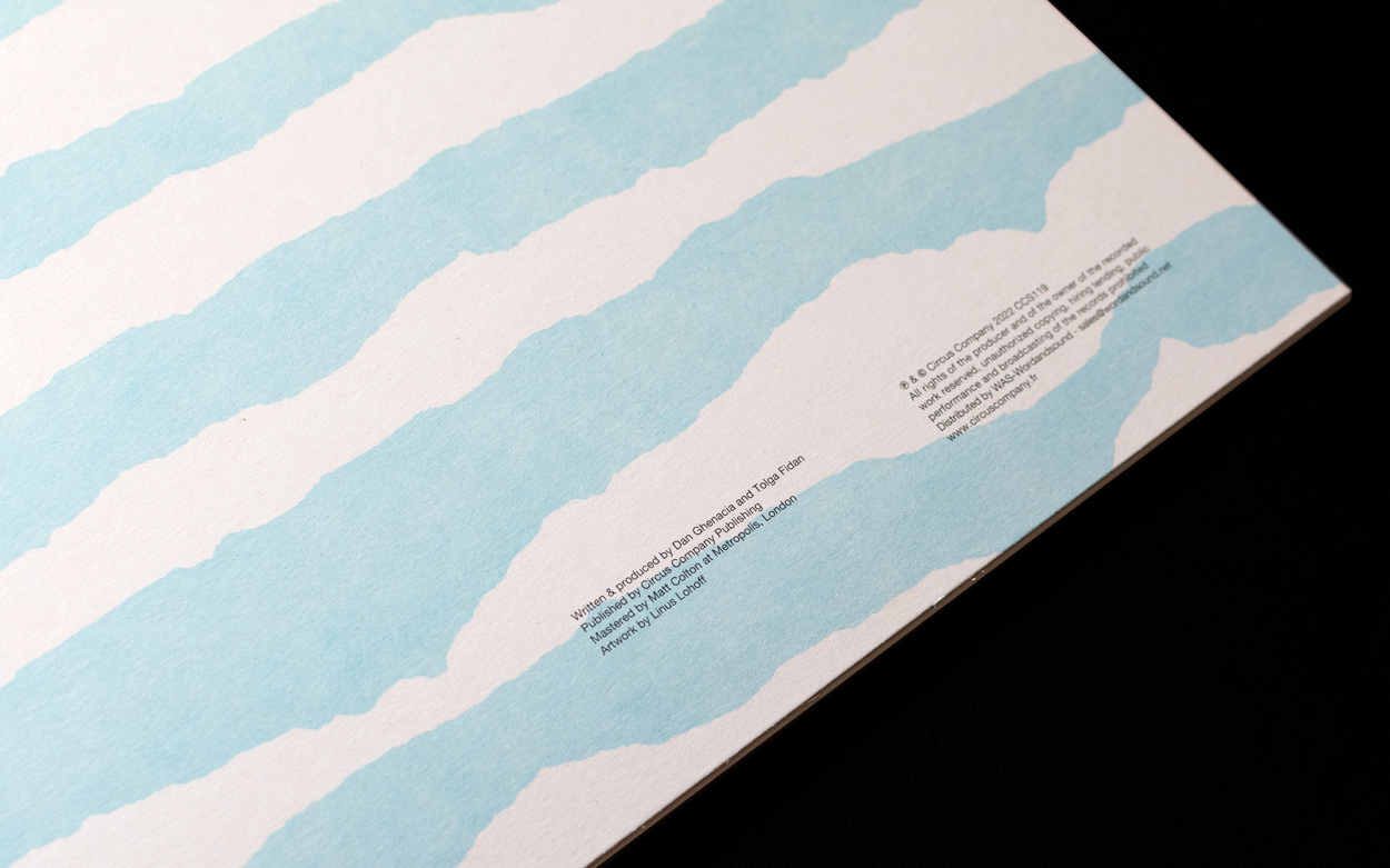 AOW - Hear The Light LP - Linus Lohoff — Art Direction