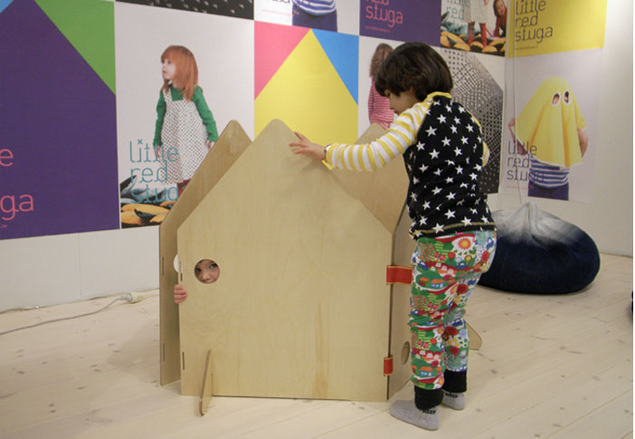 Play - Little Red Stuga