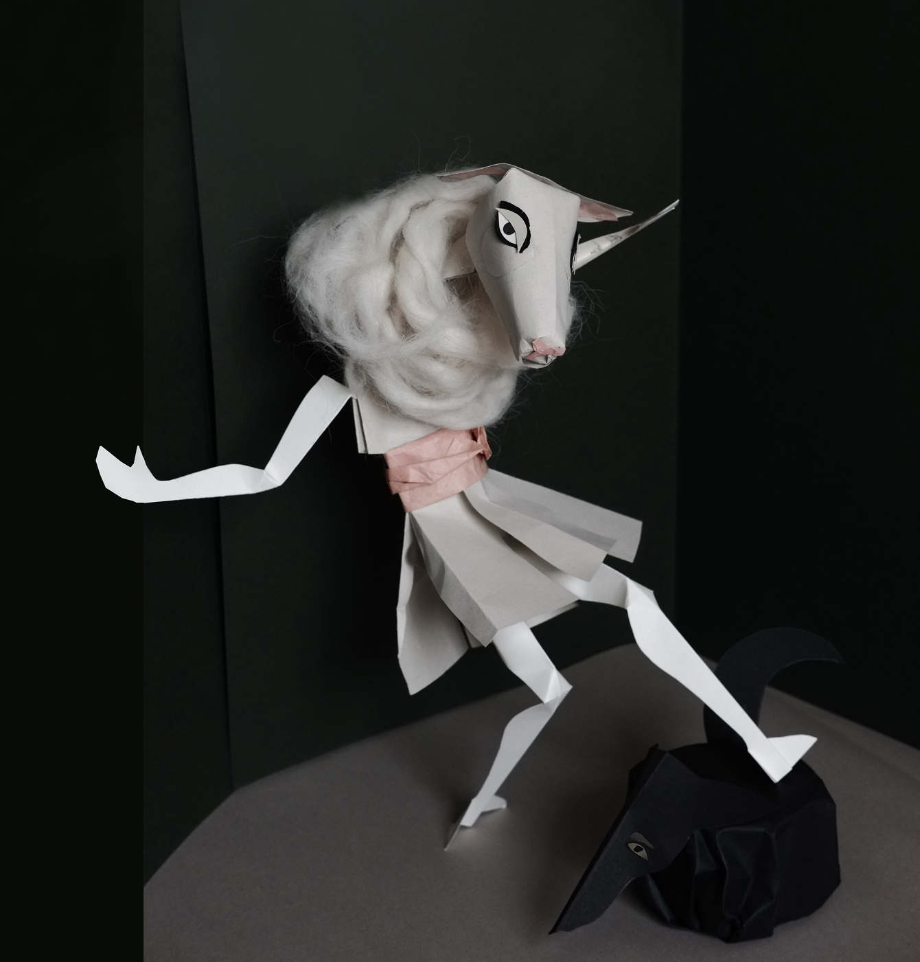 The Wolf & His Victims - Rada Lewis