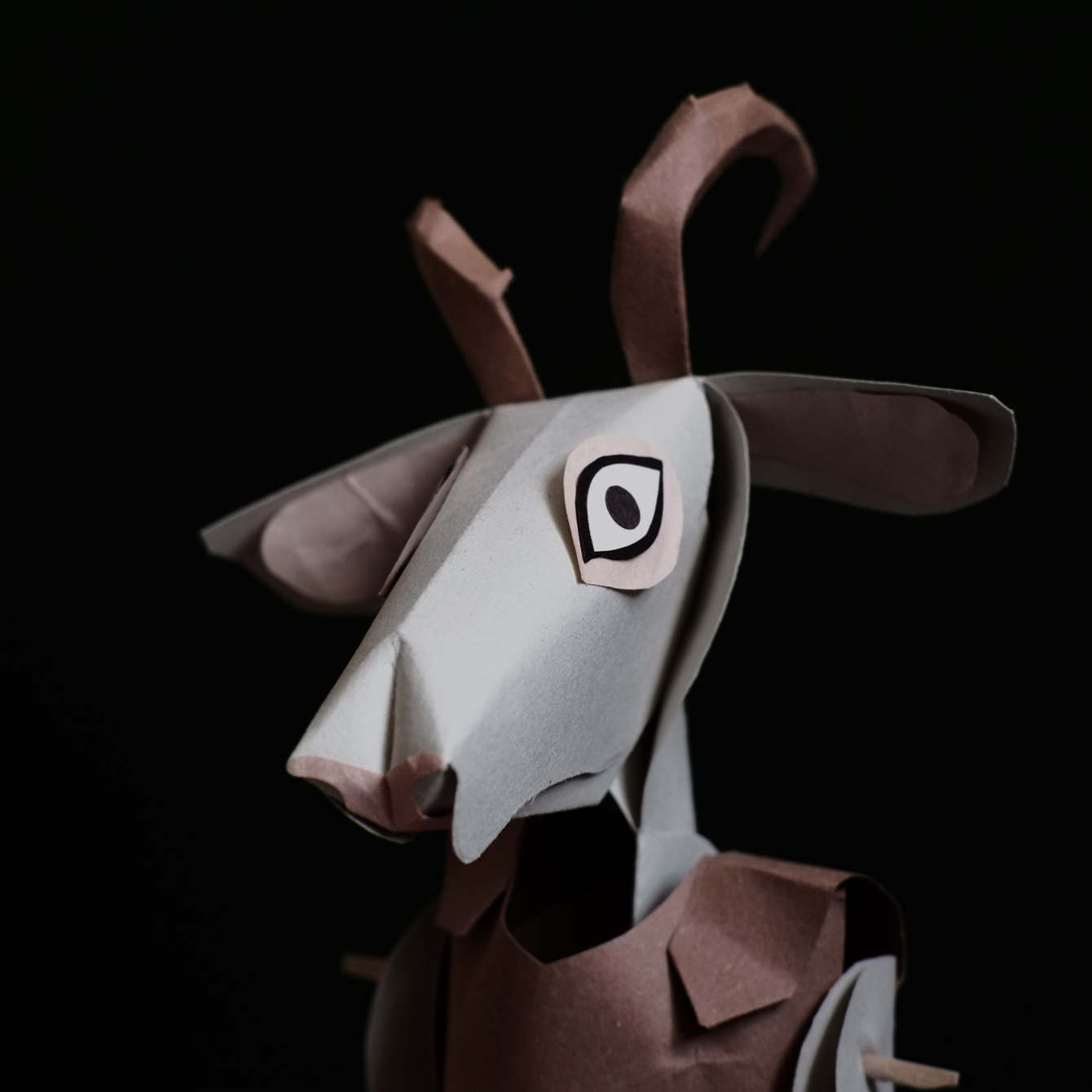 The Wolf & His Victims - Rada Lewis