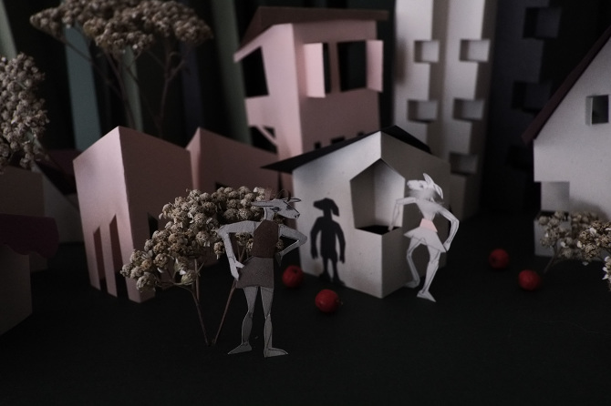 The Wolf & His Victims - Rada Lewis