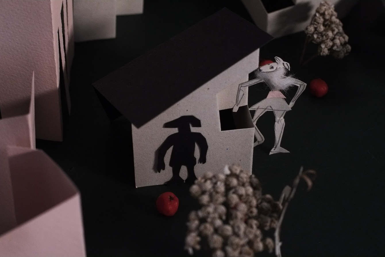 The Wolf & His Victims - Rada Lewis