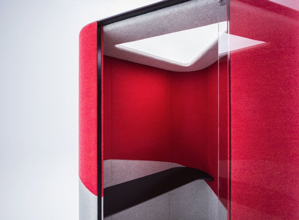 Hana Phone Booth - Dymitr Malcew