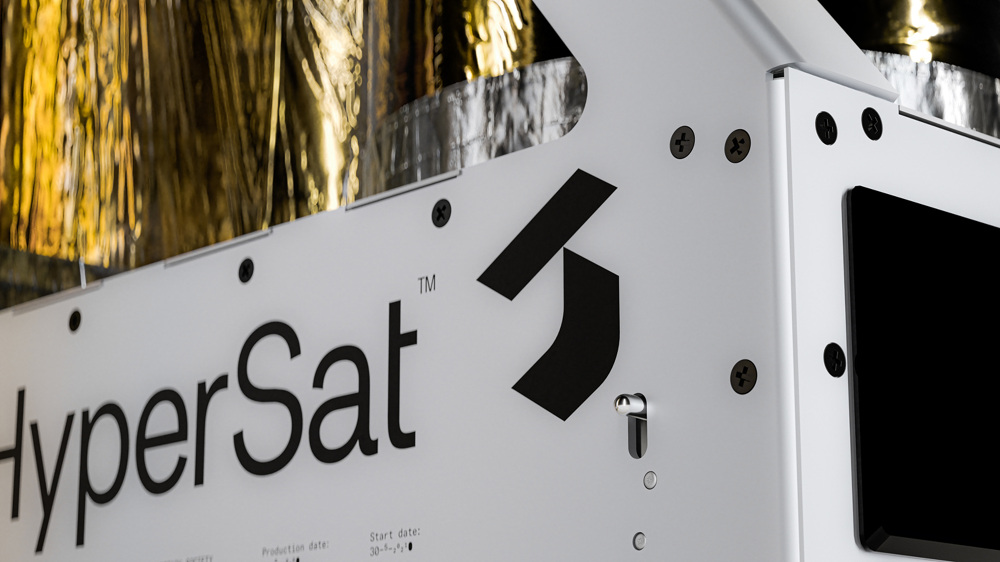 HyperSat - Piotr Buczkowski - Virtual Art Director