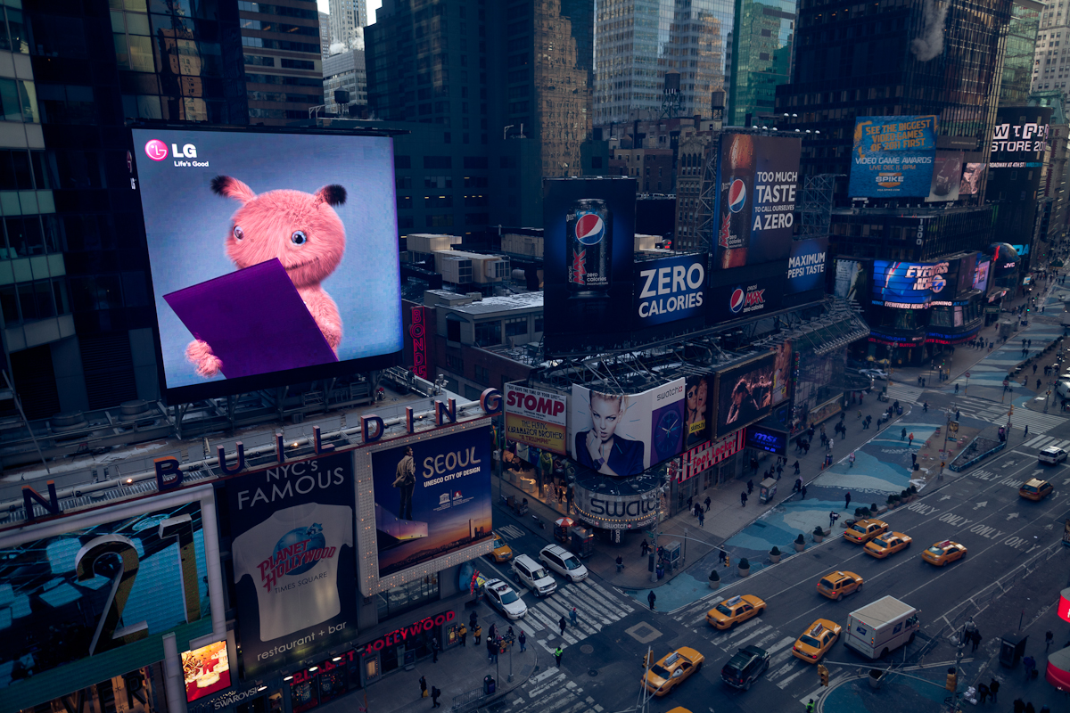 Gil of Times Square (2010) - The Design Chapel — Robert Lindström