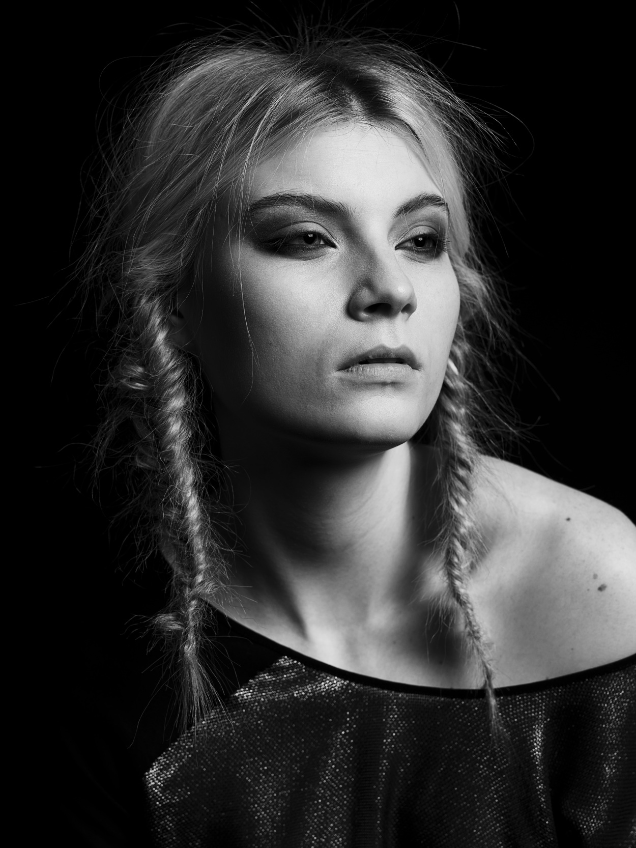 Modern Salon Editorial - Julie Pope