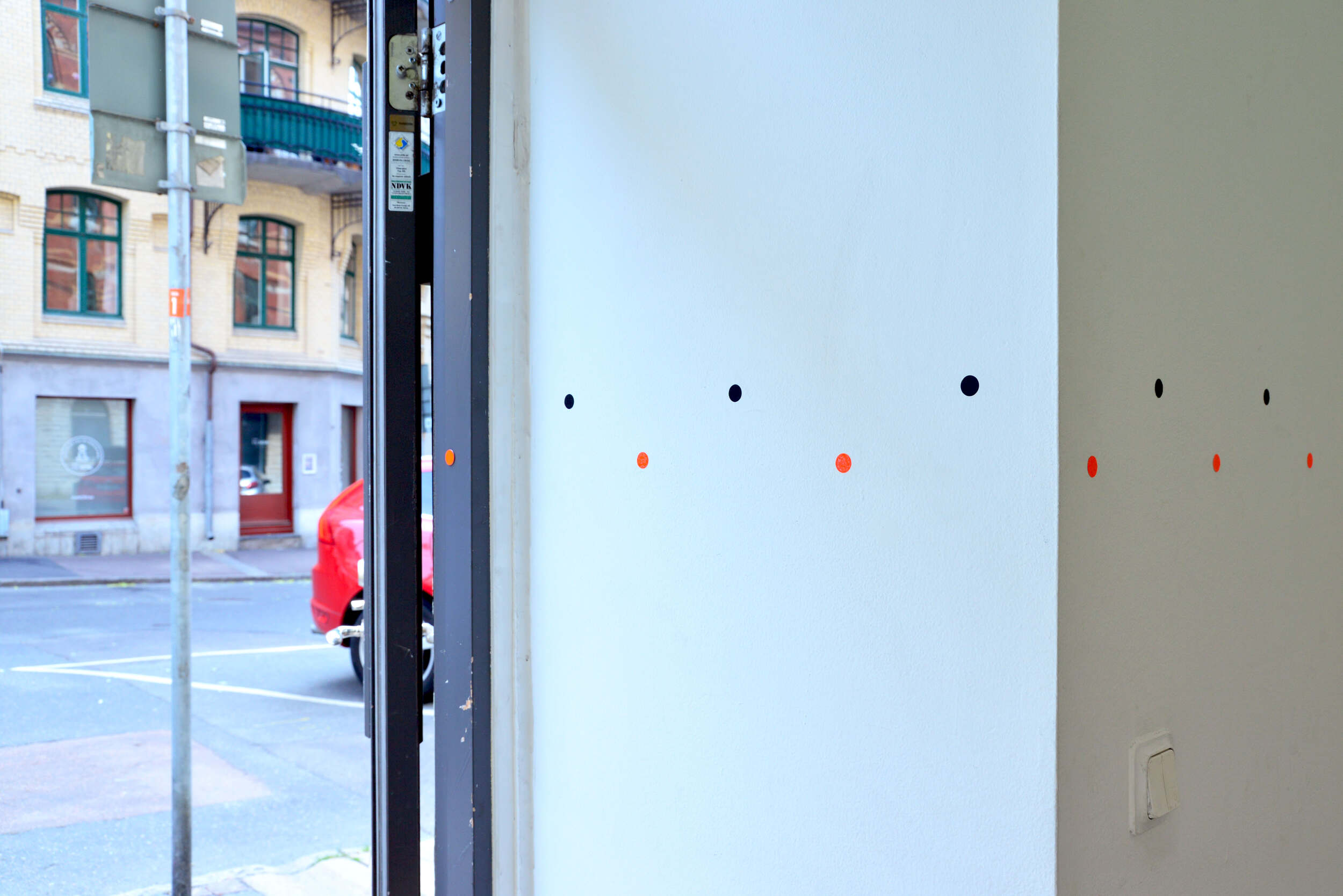 Playing the Architecture: A Spatial Graphic Notation - Rachel Barron