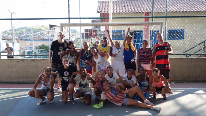 Favela Street Girls - Hehakaija