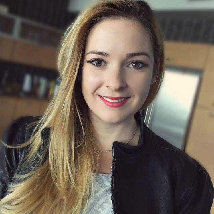 about colleen fallon - cococopywriter