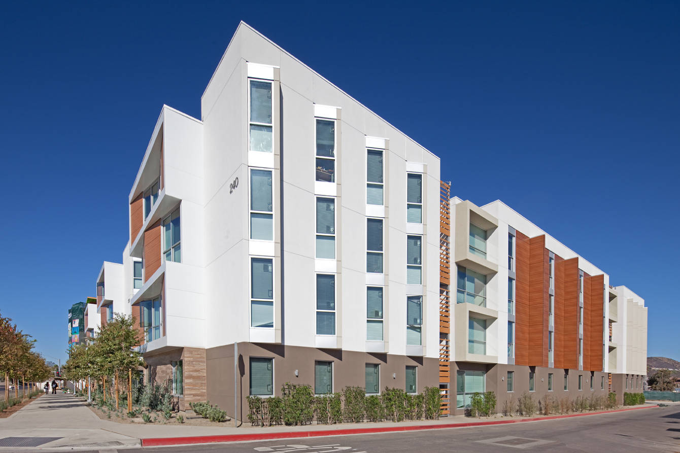 The Quad: San Marcos Student Housing (In Construction) - EA Laag