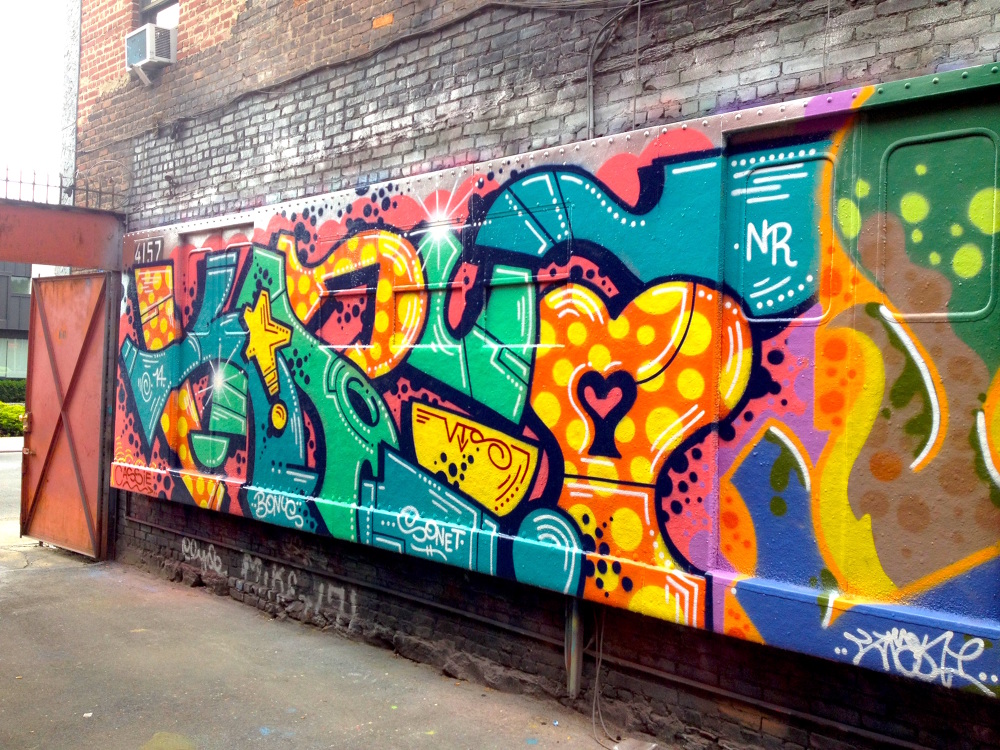 TUFF CITY - wackytupaky