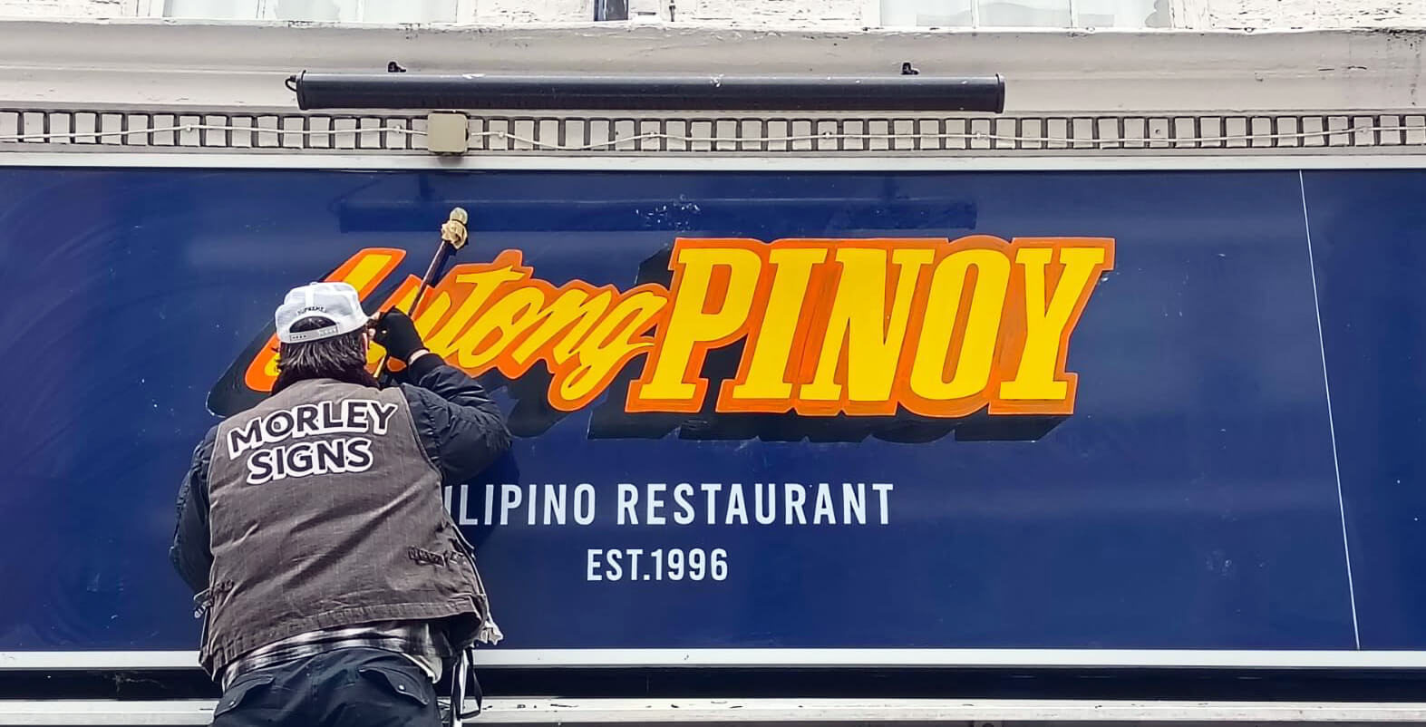 Lutong Pinoy - Earl's Court - Morley Signs
