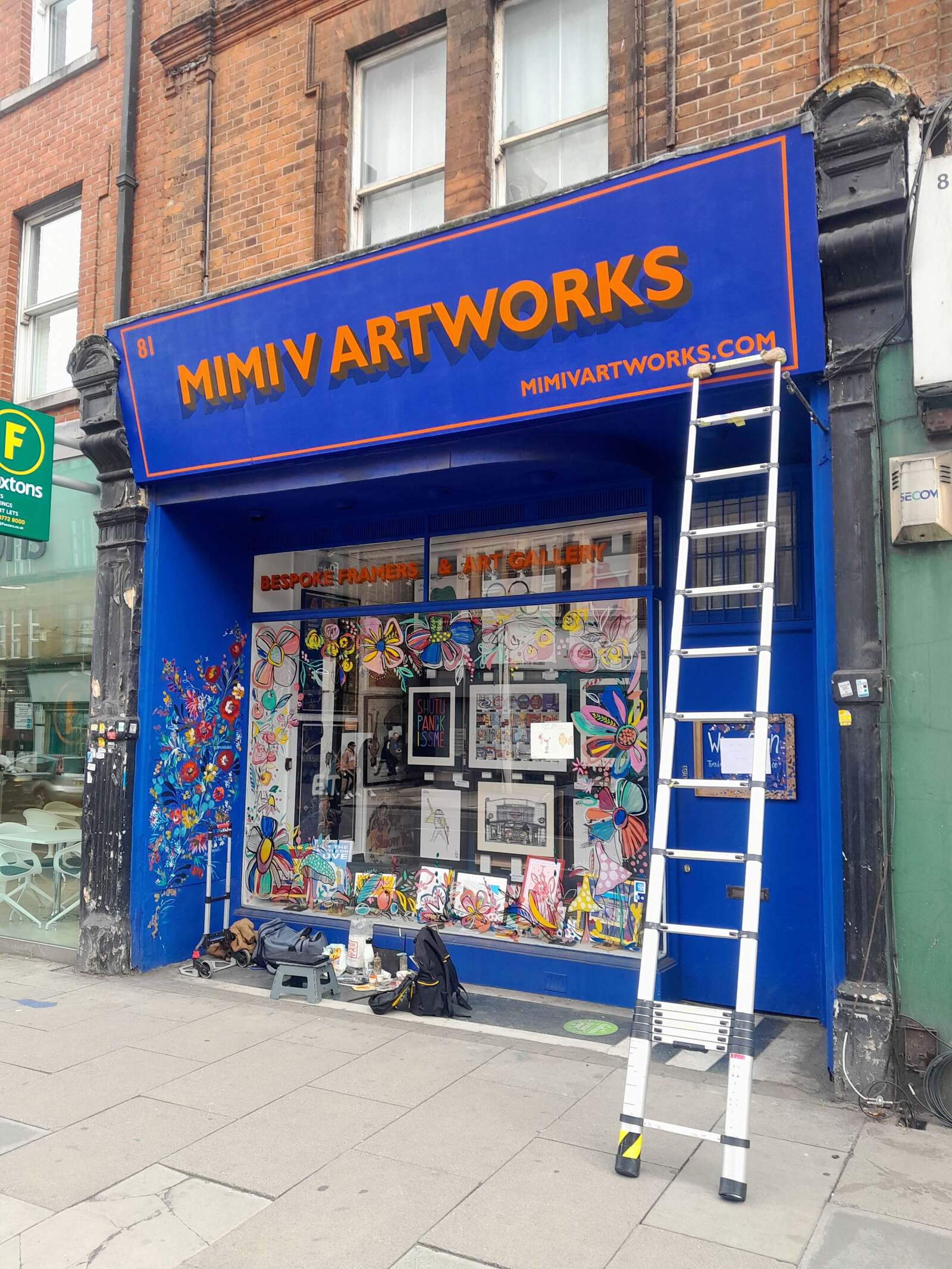 Mimi V Artworks - Balham - Morley Signs