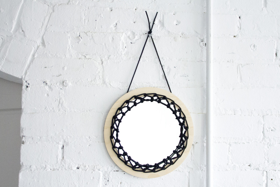STITCH MIRROR - Laura Carwardine