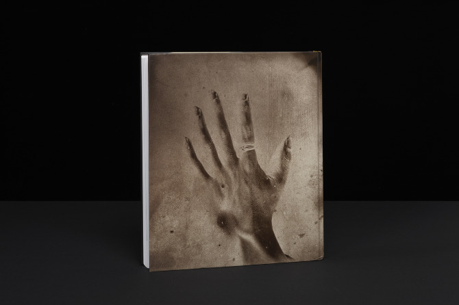 Speaking With Hands: Photographs from the Buhl Collection ...