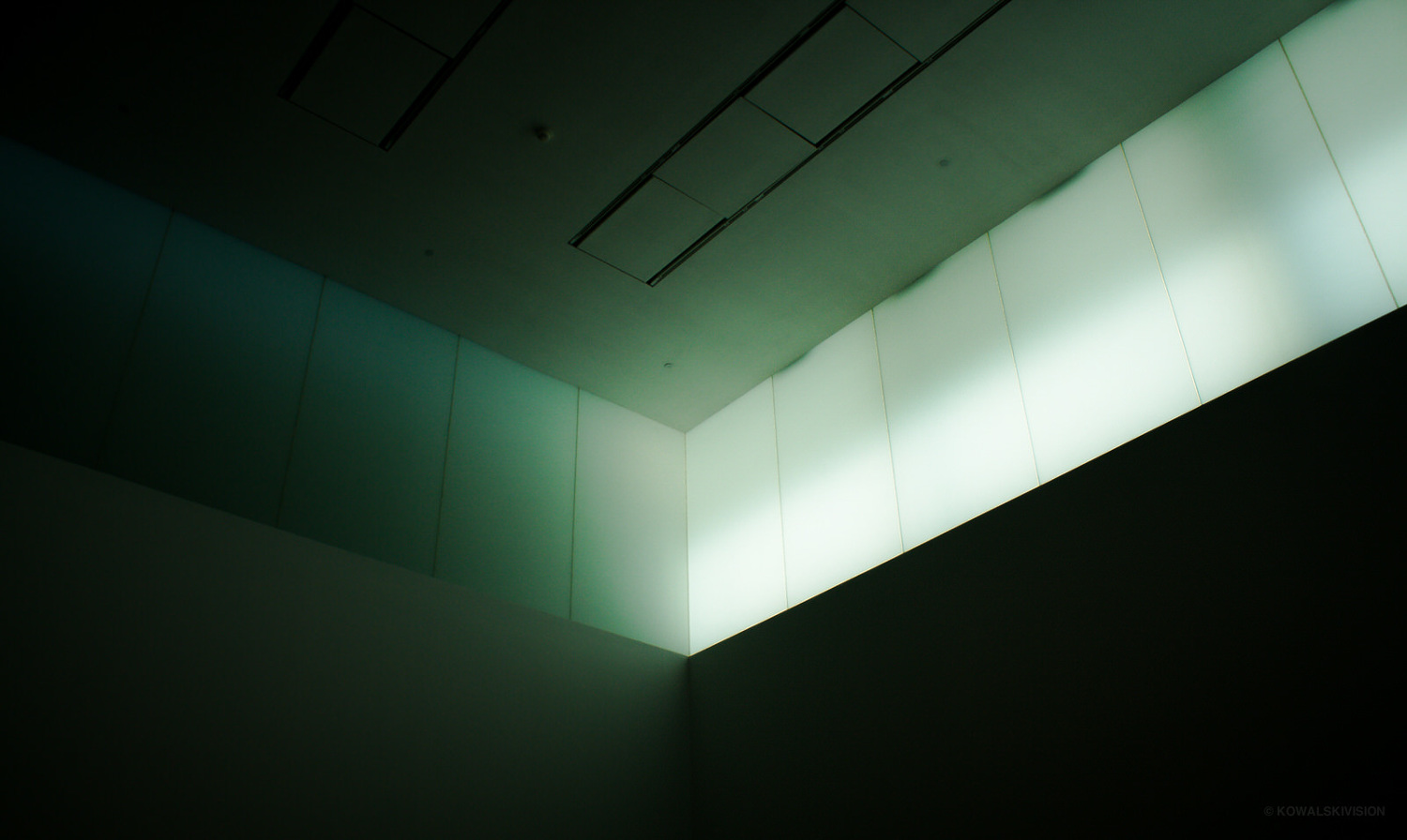 KOVVA⅂SKI∇ISIOΝ