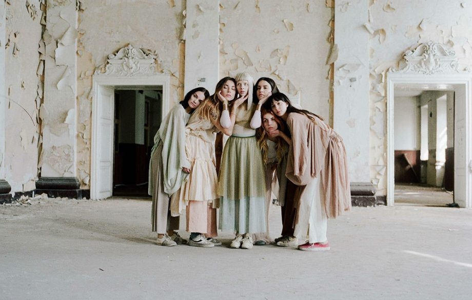 AURORA - QUEENDOM - MUSIC VIDEO - Tereza Kopecka