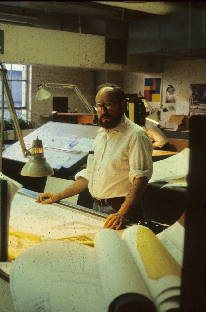 About Collins Studio - www.Collinsstudio.com