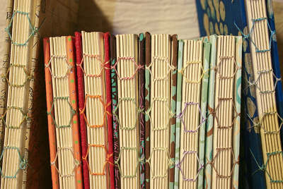 貝覆い (Clam shell matching game) - Mariko Perry