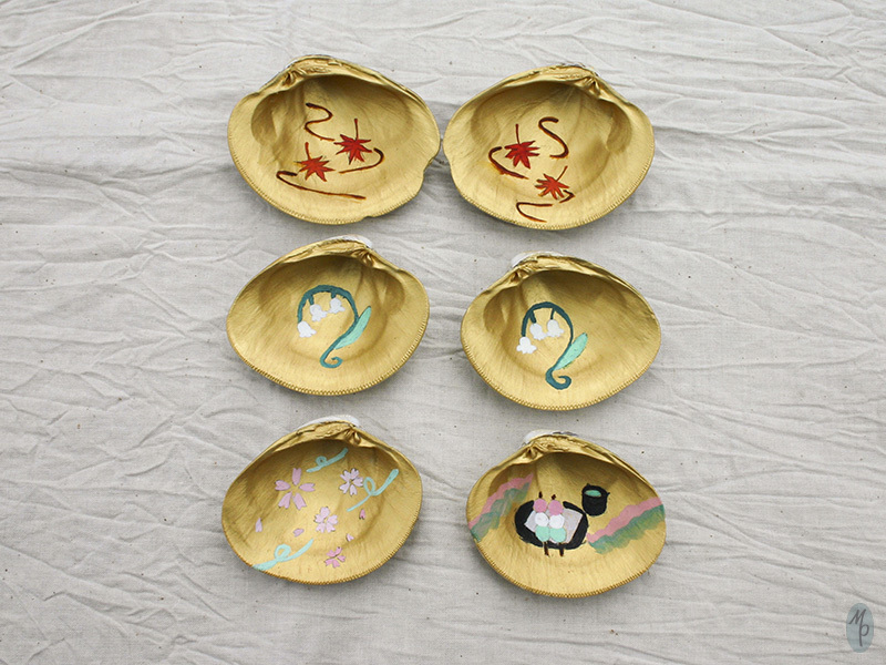 貝覆い (Clam shell matching game) - Mariko Perry