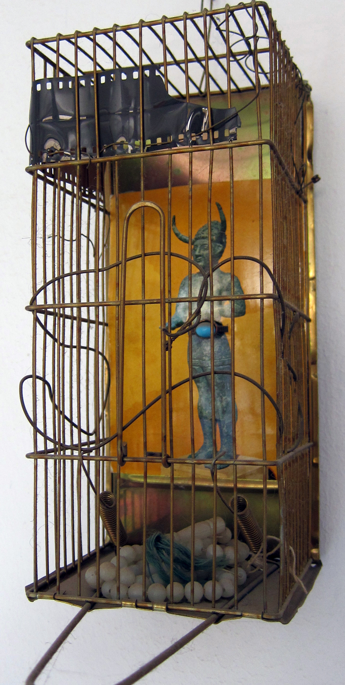 Assemblage - routinemagic