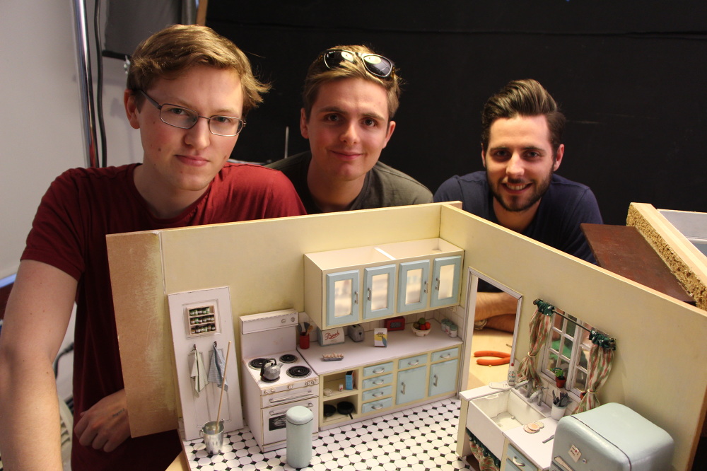 THE ALAN DIMENSION - CLINCH