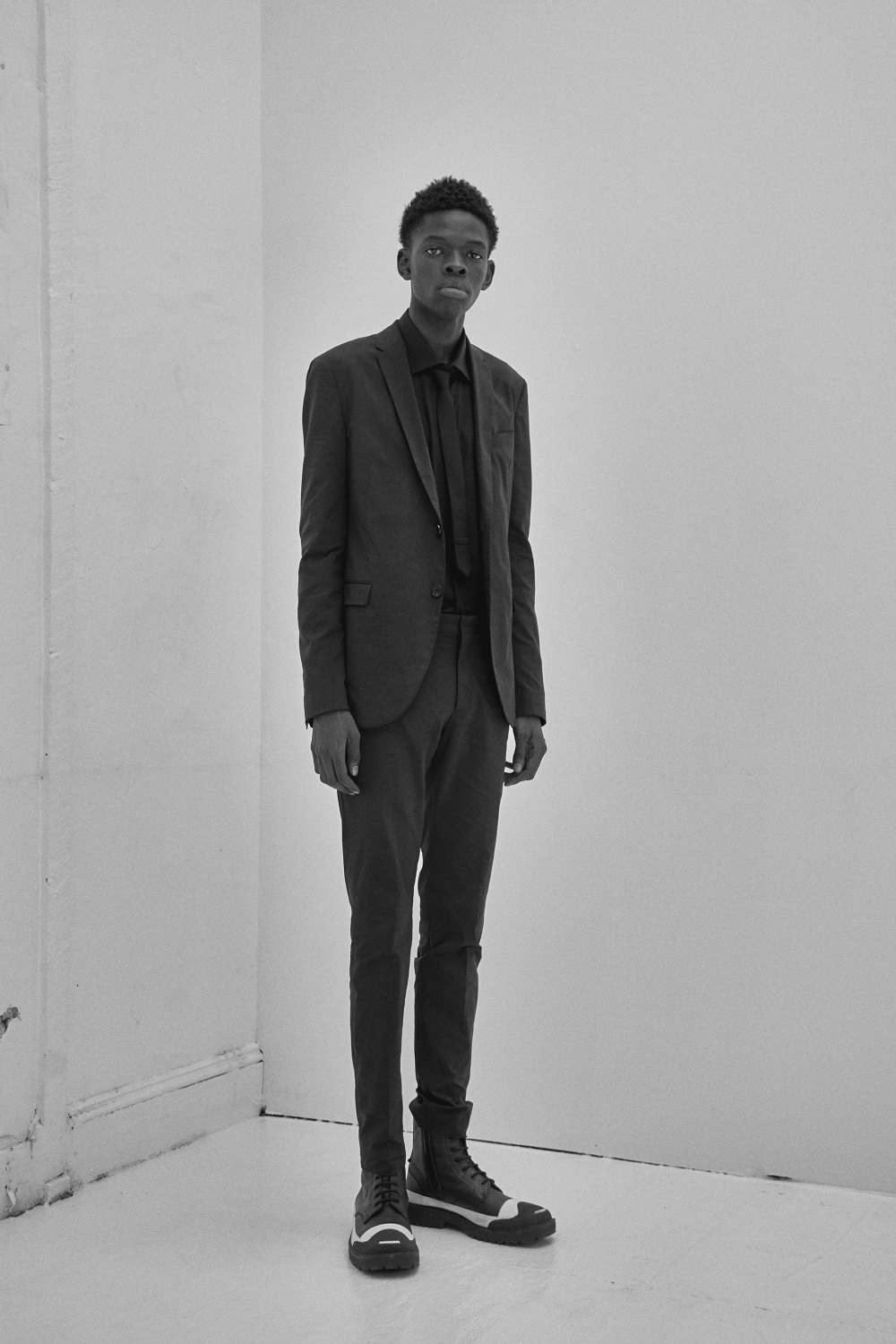 HEROINE Isaac Anthony - www.louiseoneill.nyc