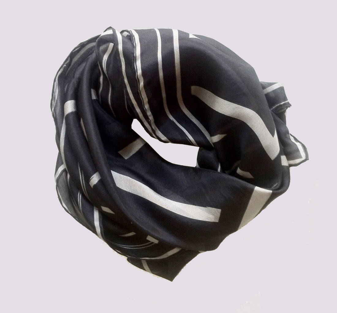 Diamond Scarf - Alabama Scarf Design