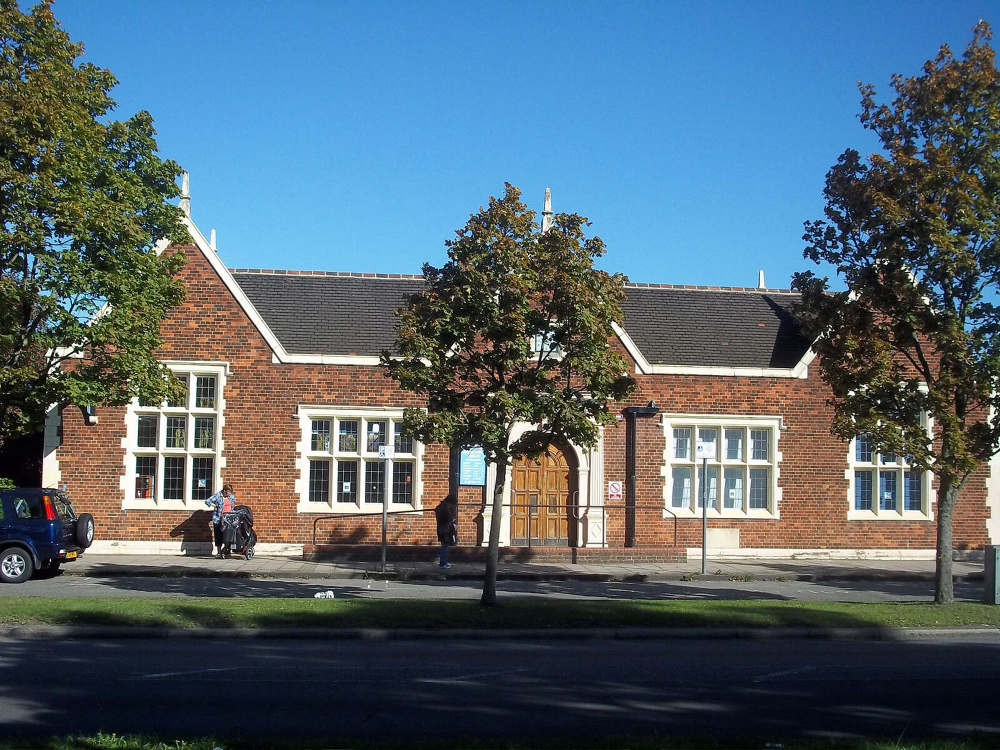 Church End Library - All the Libraries in London