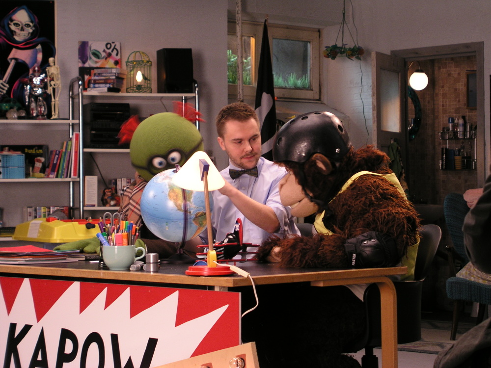 ADRIAN & BENDIX - SAELAN