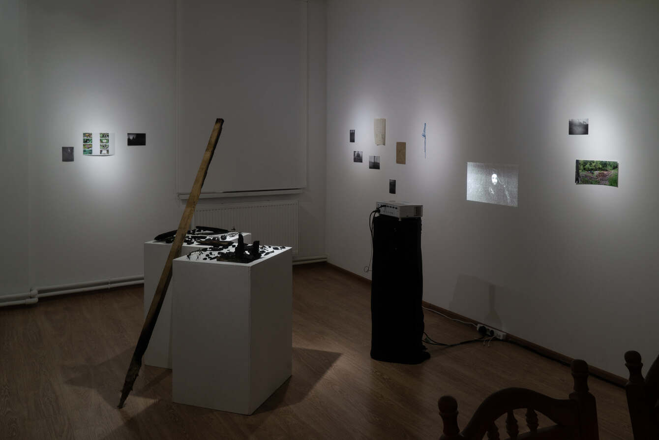 20.08.25 Aкти Bідчаю / The Desperate Tone is an Act: Exhibition ...