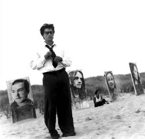 Paintings & Mixed Media - Paul Richard