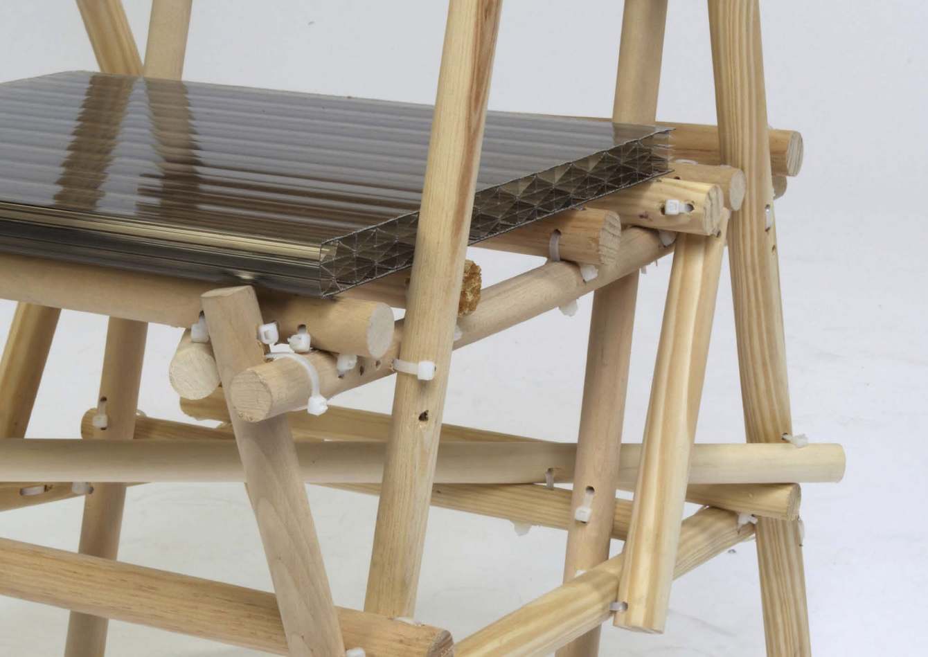 Scaffold chair - Billy Bull