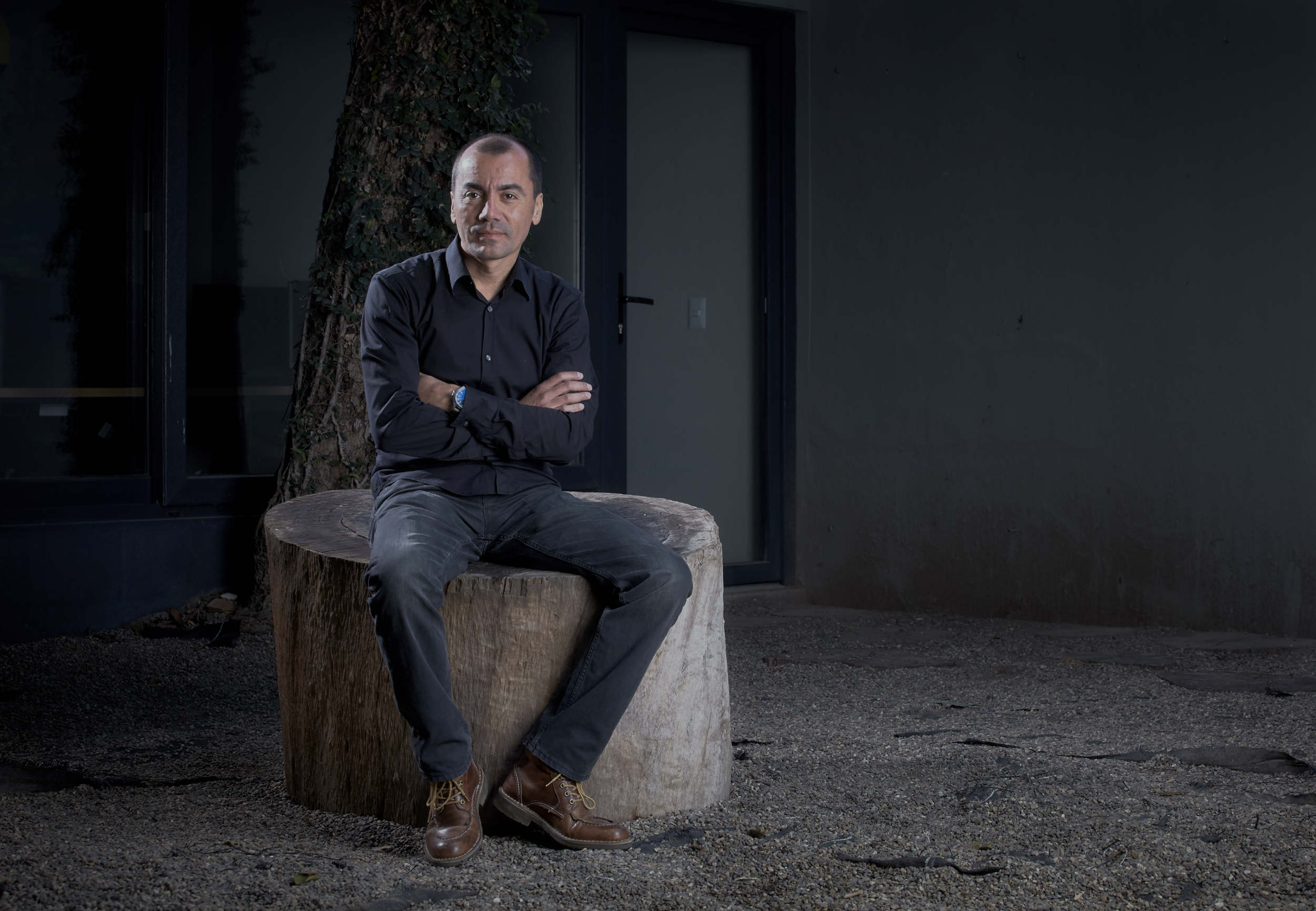 ARQ Elias Rizo - People in Motion