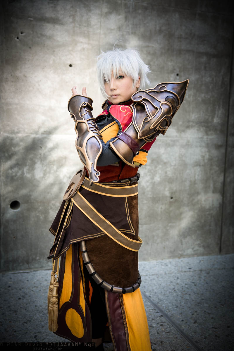 Diablo III Cosplay - Sophia Pak