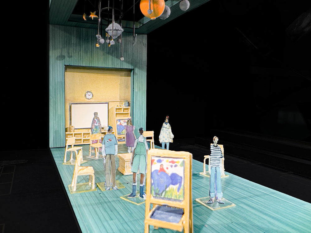 MORRIS MICKLEWHITE AND THE TANGERINE DRESS - Sotirios Livaditis
