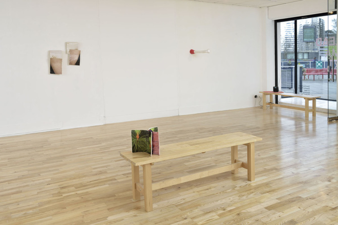 ART EXCHANGE Emma Hart : SPREAD - THECERAMICISTS
