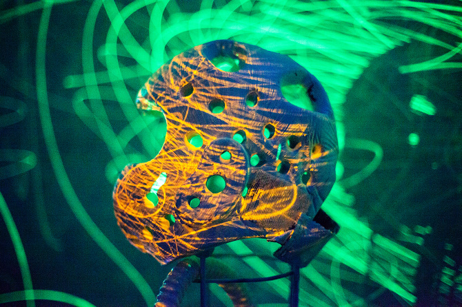 405 Nanometers {Installation Art} - Shachar Aylon / Creative Portfolio
