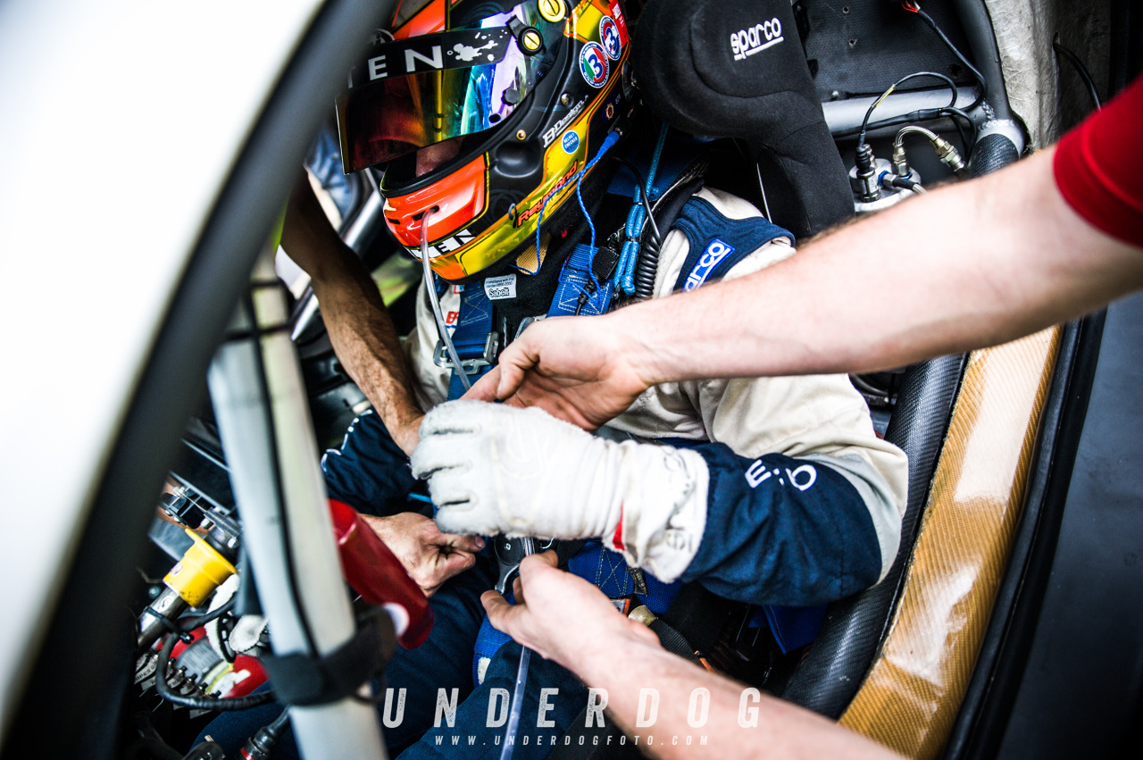 GC Automobile Factory Team - Underdog Foto