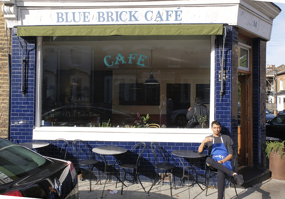 bluebrickcafe.com