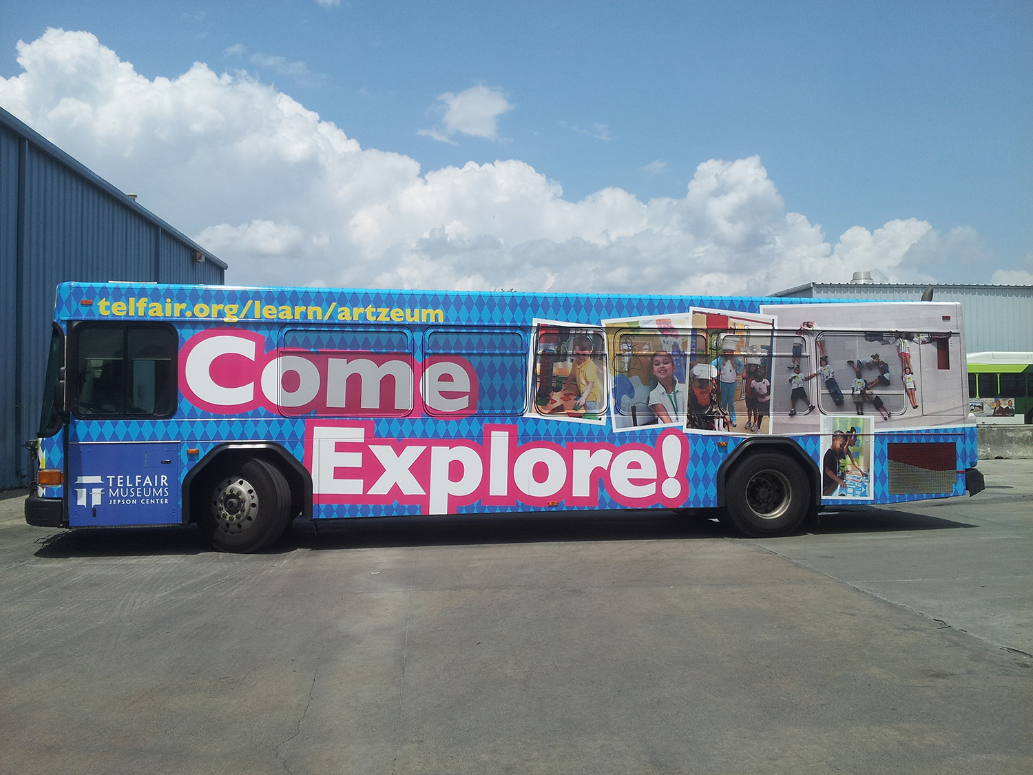 Bus Wraps - hollyakkerman.com