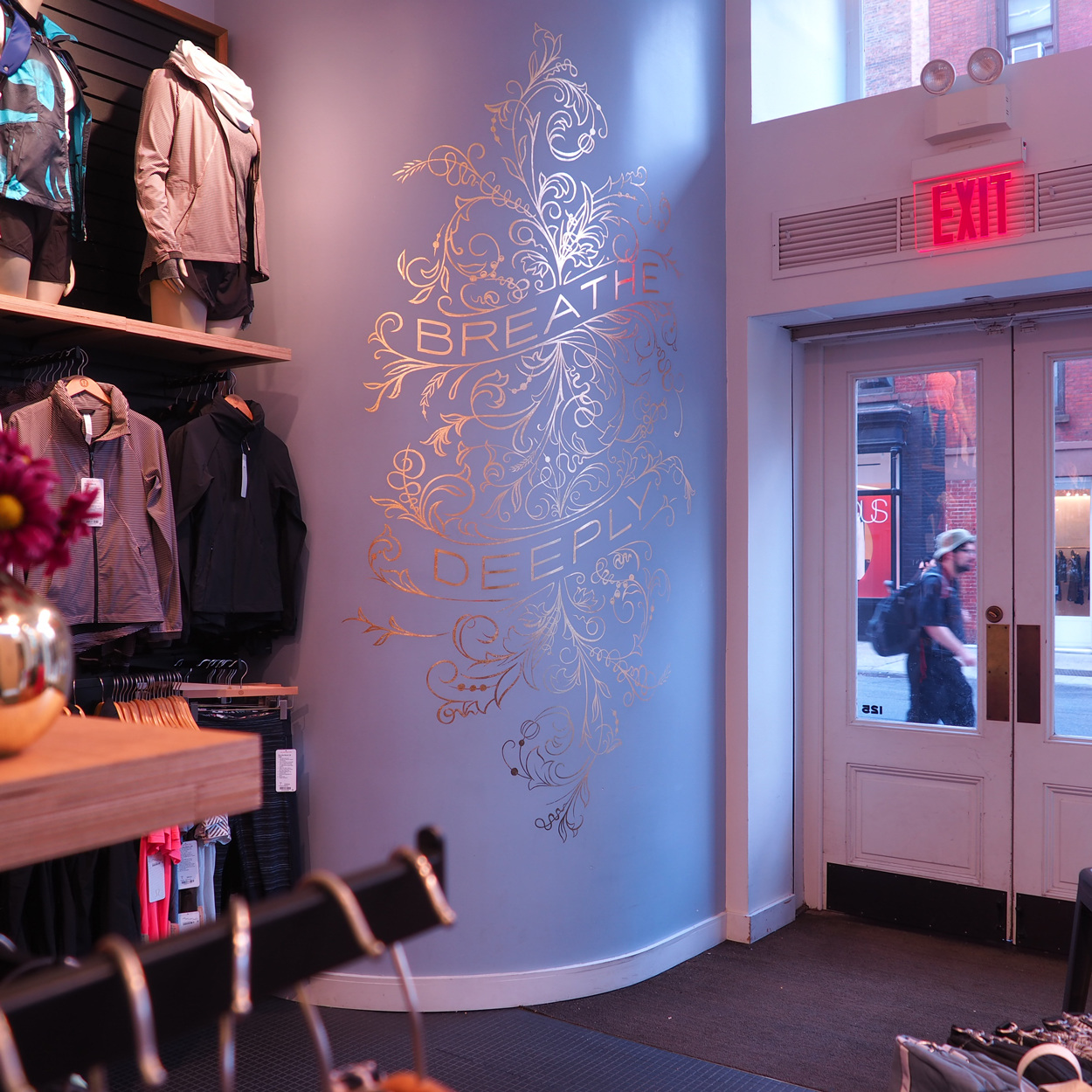 Lululemon Women's Soho Interior - Brush & Leaf Inc.